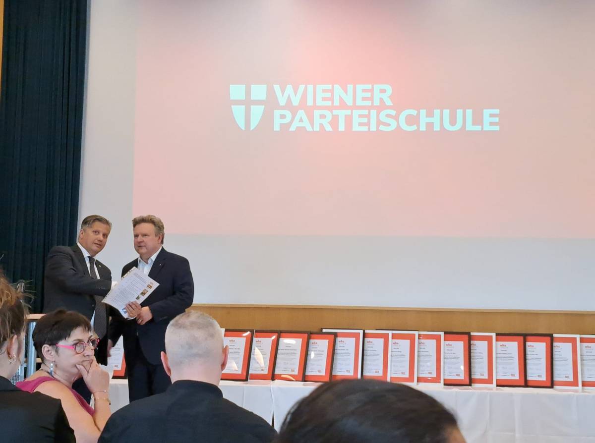 Abschluss des Lehrgang der Wiener Parteischule – Anna-Altmann und Bruno ...